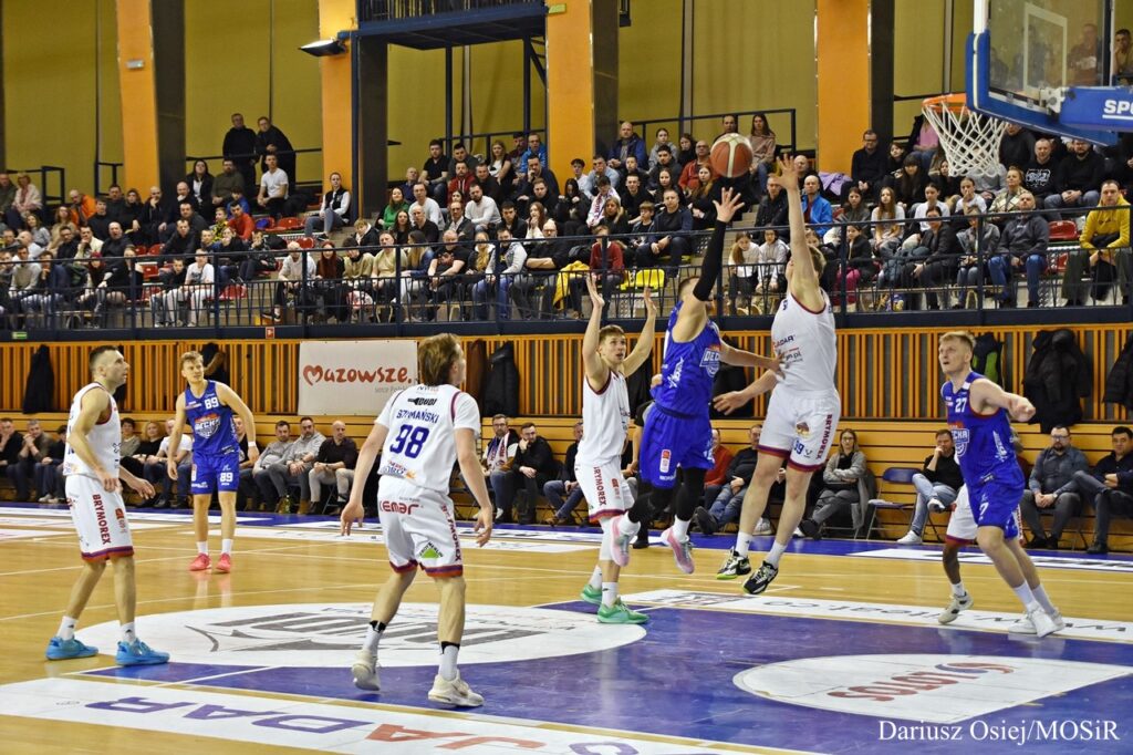 Centrum Radom wygrało z Prochem Pionki. – Miejski Ośrodek Sportu i ...